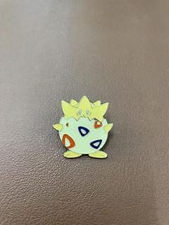 TOGE PEE PIN BADGE | eBay
