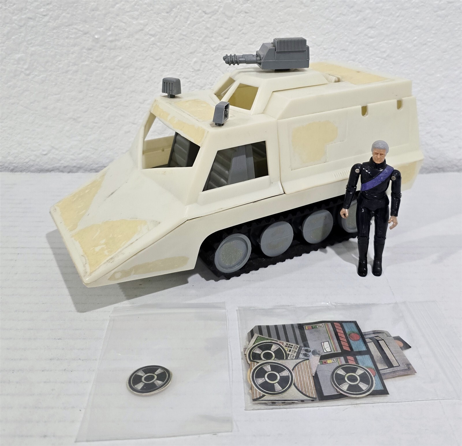 A-77 VINTAGE 70'S MEGO BUCK ROGERS LAND ROVER VEHICLE W/ FIGURE | eBay