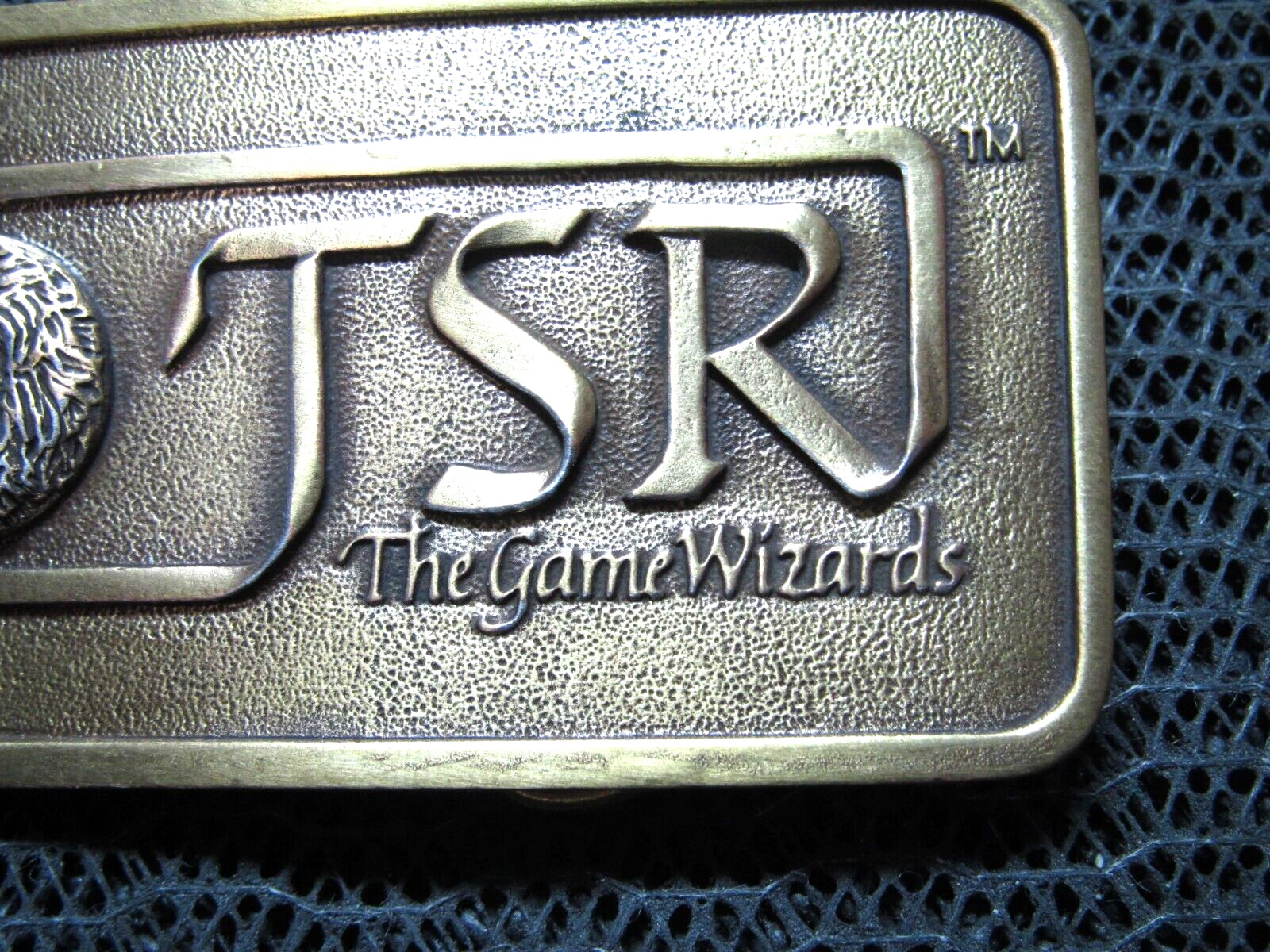TSR THE GAME WIZARDS DUNGEONS & DRAGONS BELT BUCKLE! … - Gem