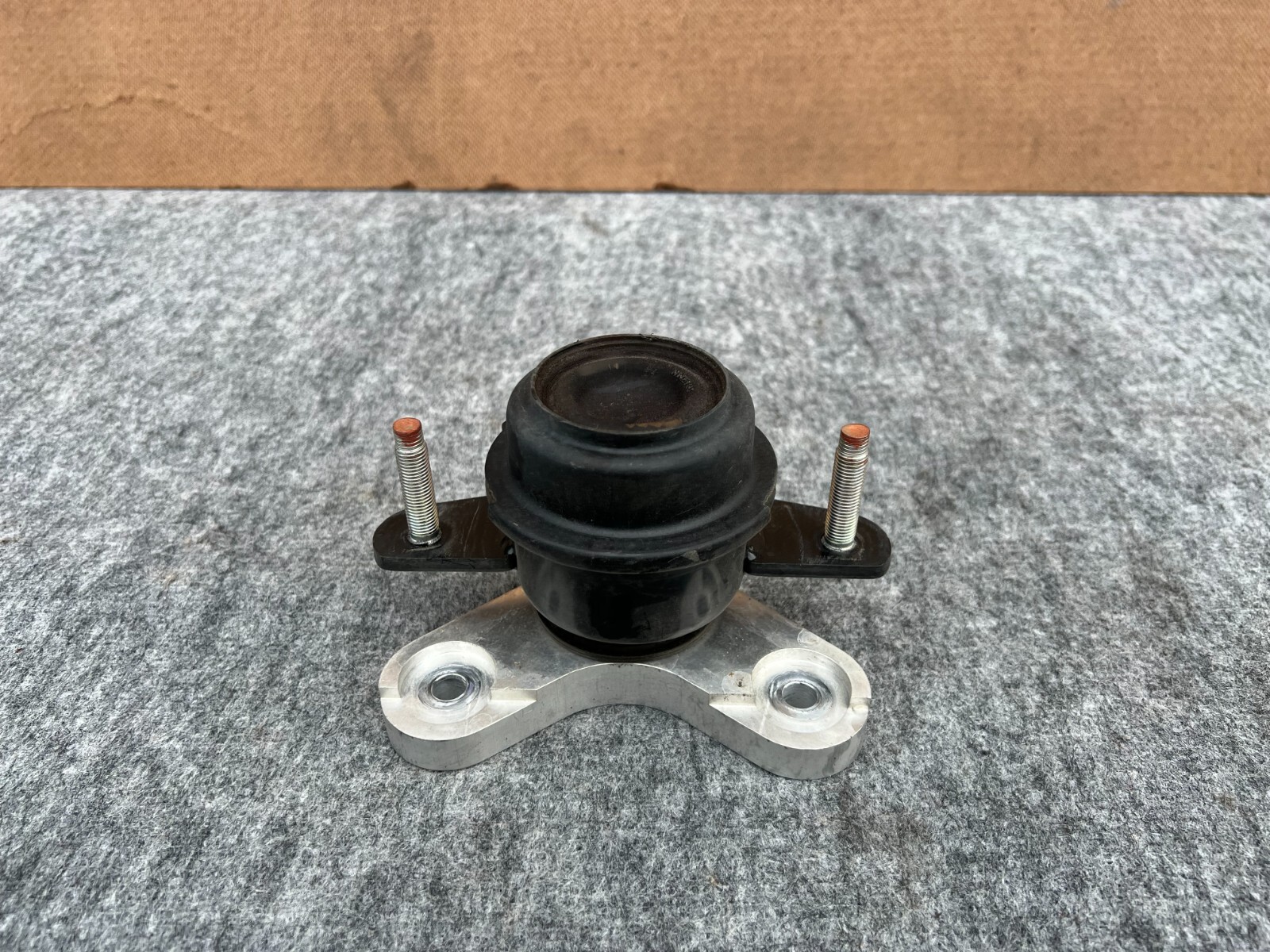 INFINITI Q50 Q60 2014-2022 OEM AUTOMATIC TRANSMISSION SUPPORT MOUNT ...