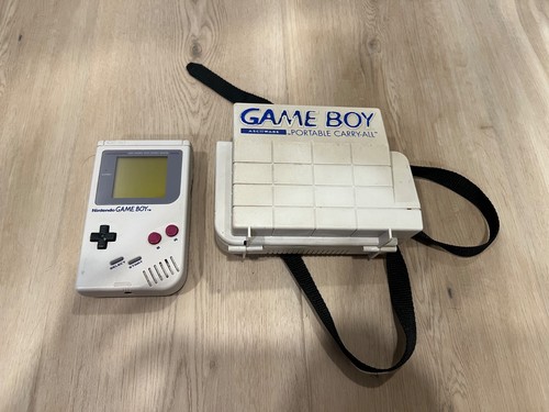 Original Gameboy With Carry Case *Powers On* | eBay