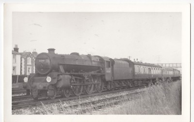 Railway; 0-6-0 Class Q1 Loco 33018 With Goods Wagons, c 1960's PC size ...