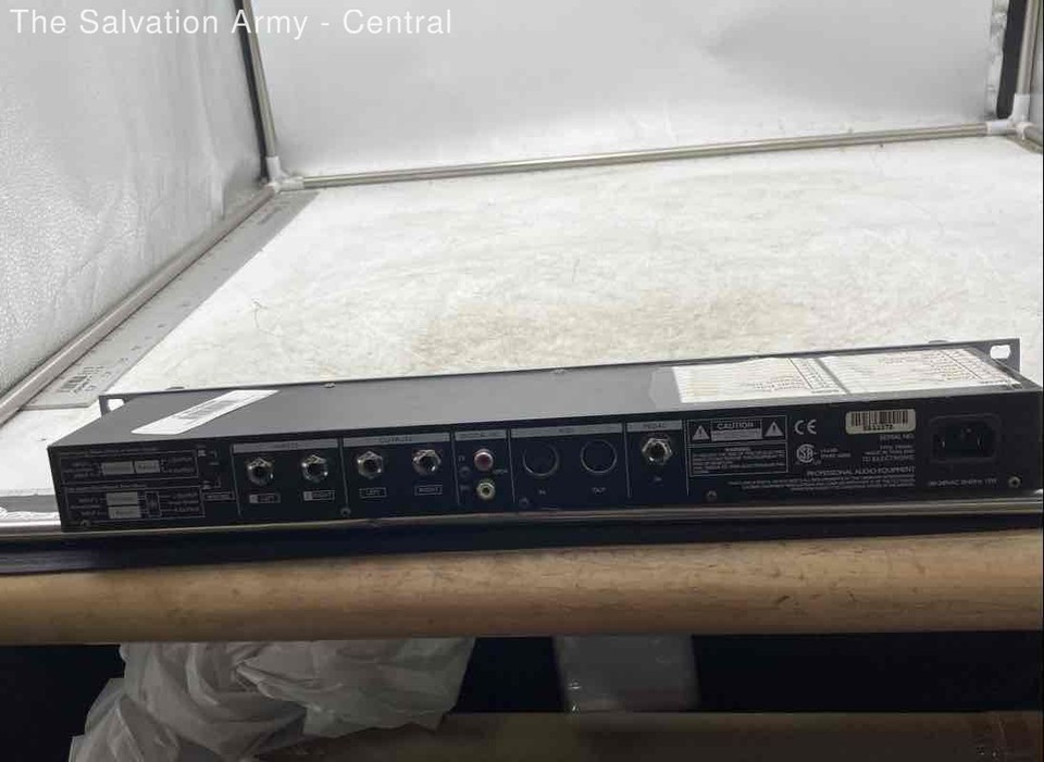 TC Electronic M300 Silver Dual Engine Multi Effects Audio Processor ...