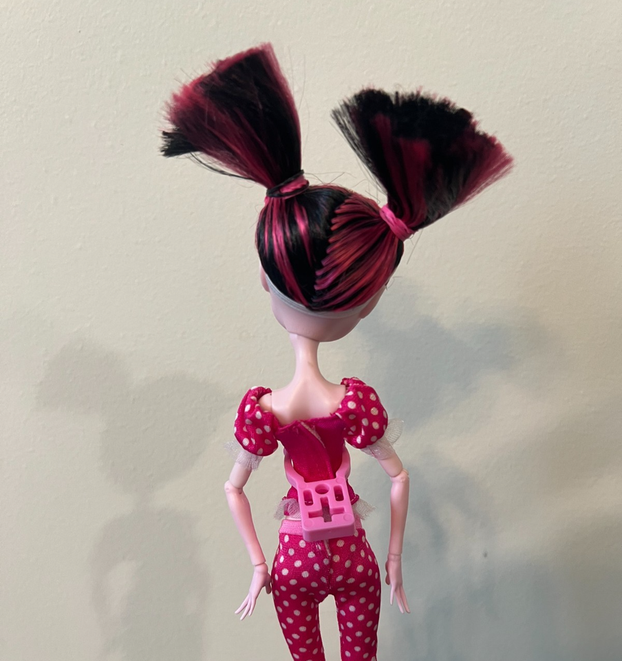 Monster High Dead Tired Draculaura First Wave Great Condition Complete ...