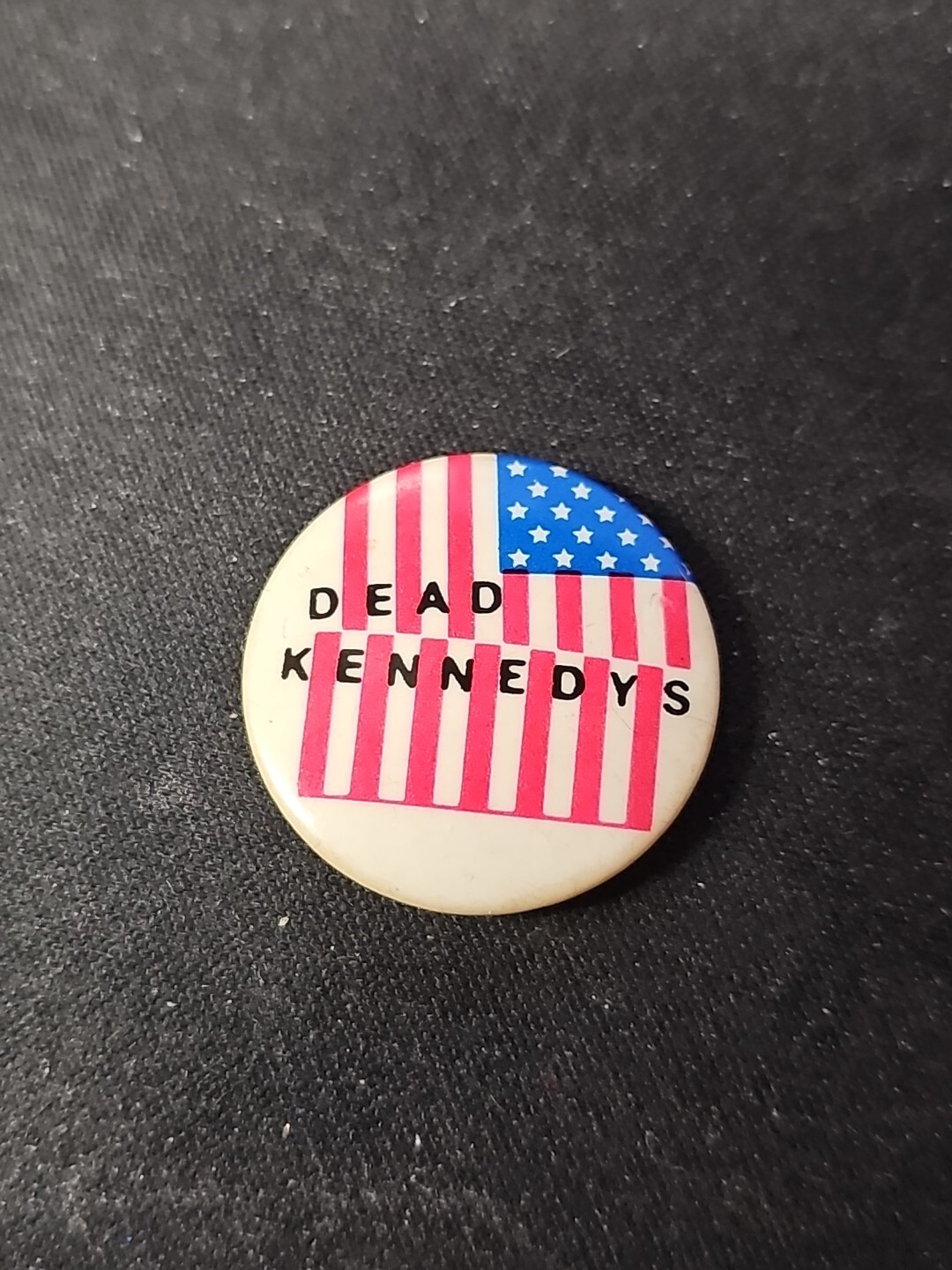 Vintage late 1970s DEAD KENNEDYS pin 1" button SF punk band badge Jello ...