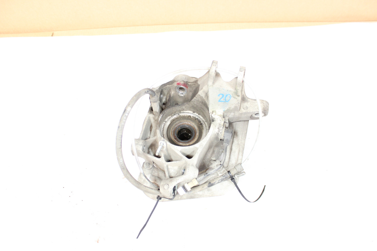 Porsche 996 Carrera 911 Driver Left Rear Axle Wheel Hub Carrier Knuckle ...