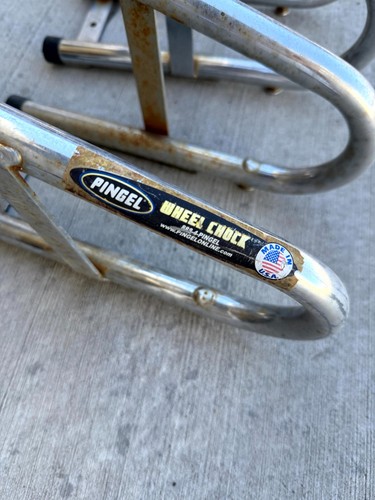 Pingel Removable Wheel Chock for Motorcycles Floor Mount E Track Silver ...