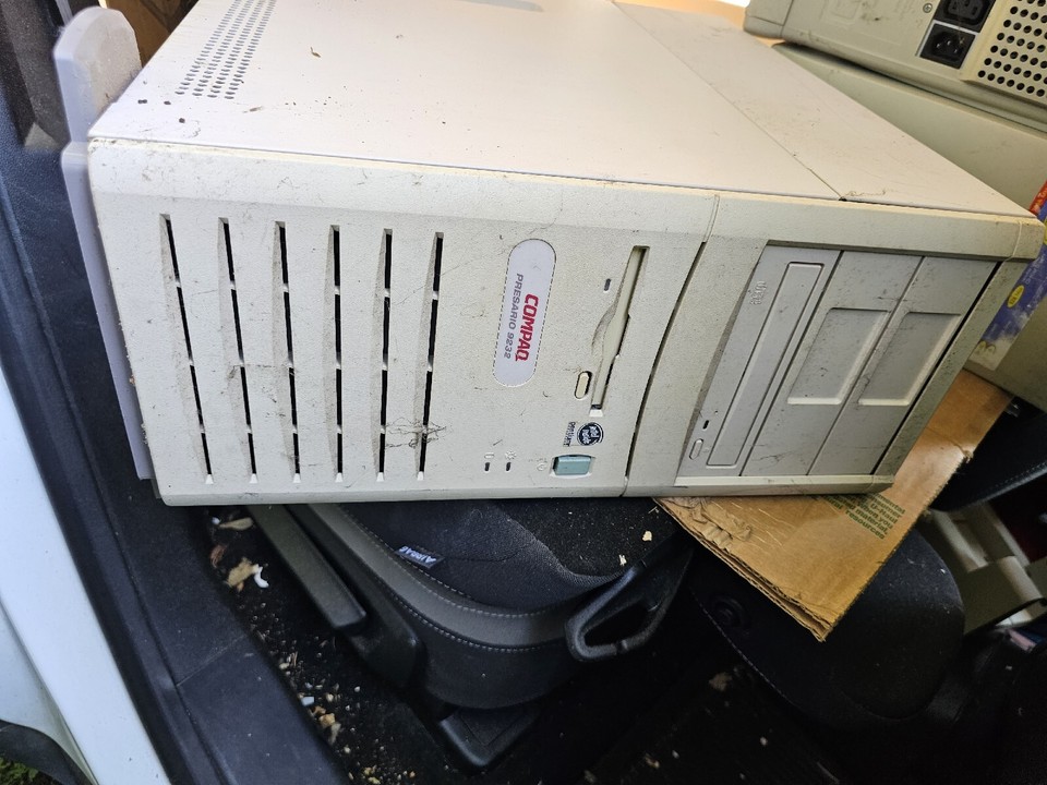 Vintage Computers Lot Of 80 Plus Apple Omni Tech Gateway Dell Motorola ...