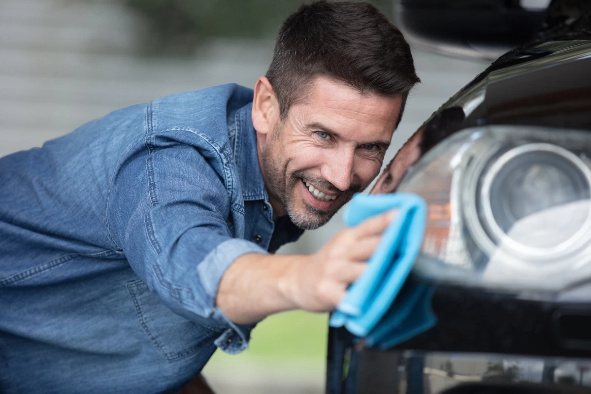 Guide to Microfiber Cloths for Car Detailing