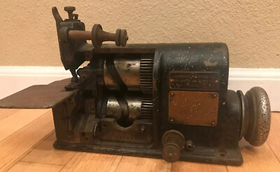 Sewing Machines - Merrow Machine