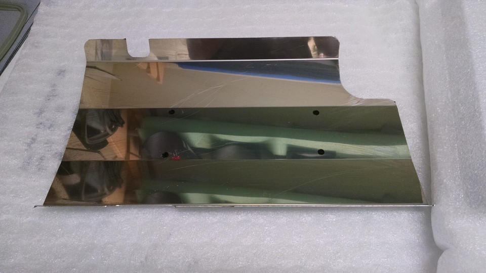 Saturn Sky Pontiac Solstice 2.0L Base Engine Cover Combo w/ Fuse Box ...
