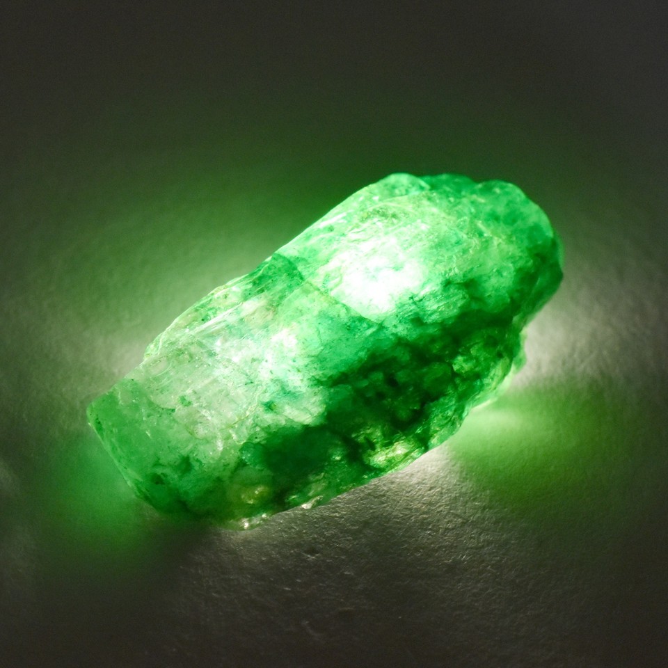 Natural Green Emerald Uncut Rough Lot 2400 Ct CERTIFIED Gemstone Earth ...