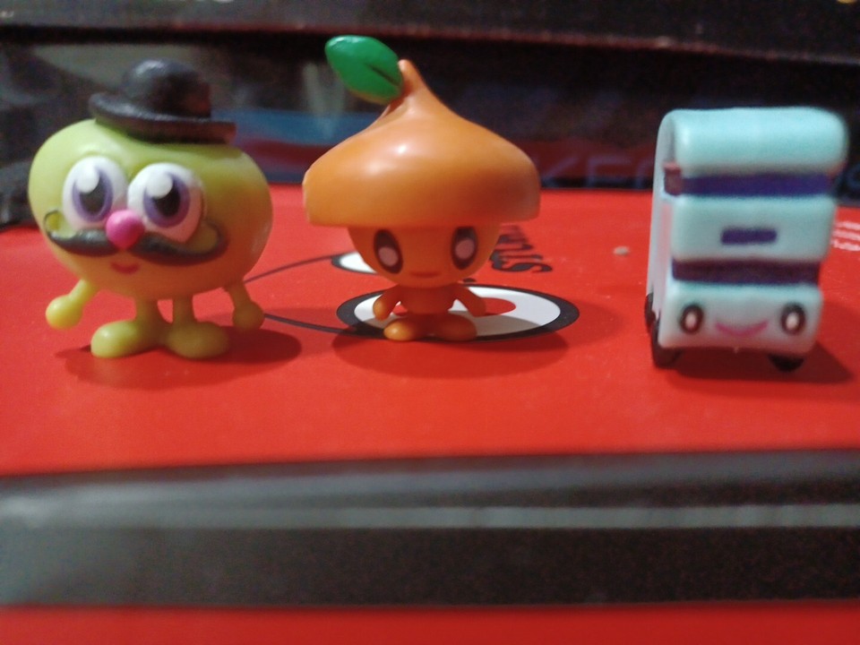 New Moshi Monsters Series 4 Scrumpy Busling Sapling Moshling Green ...