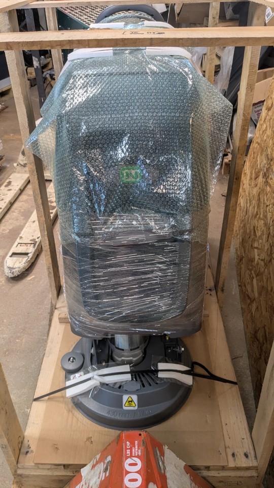 Nobles Tennant Speed Scrub 300 High Performance Walk-Behind Battery ...