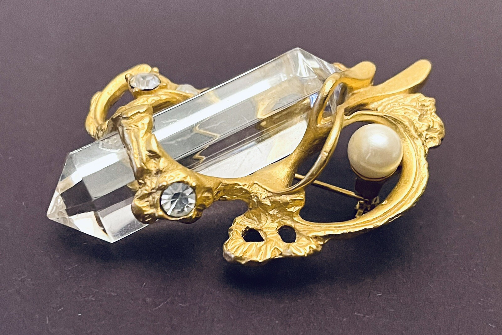 AJC Gold Tone Modernist Pentagonal Clear Crystal Face… - Gem