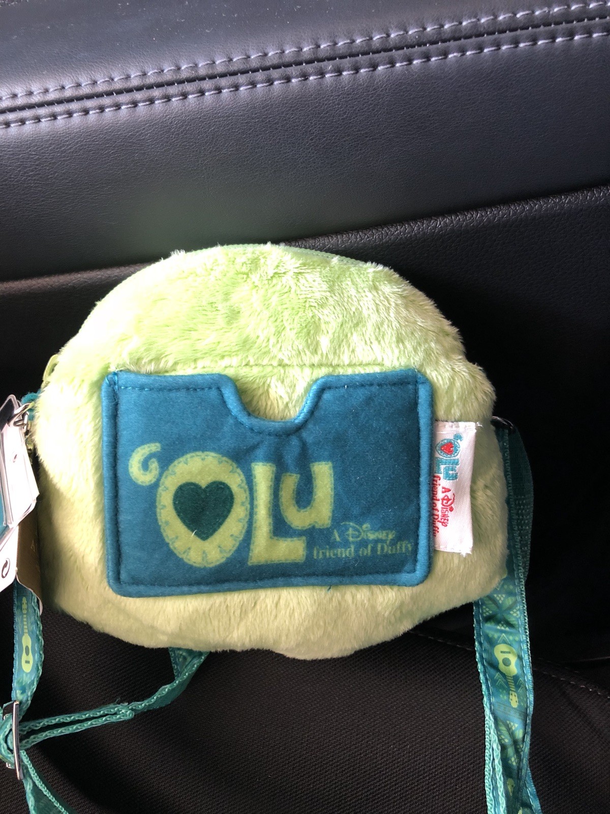 Olu Disney Aulani Turtle Exclusive Purse Wristlet Ólu Duffy NWT Bag | eBay