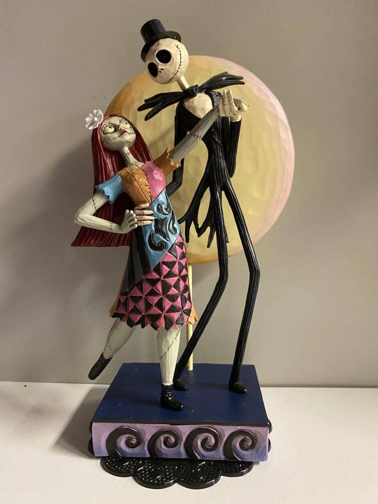 Nightmare Before Christmas Wedding Cake Topper 15+ Times Newlyweds