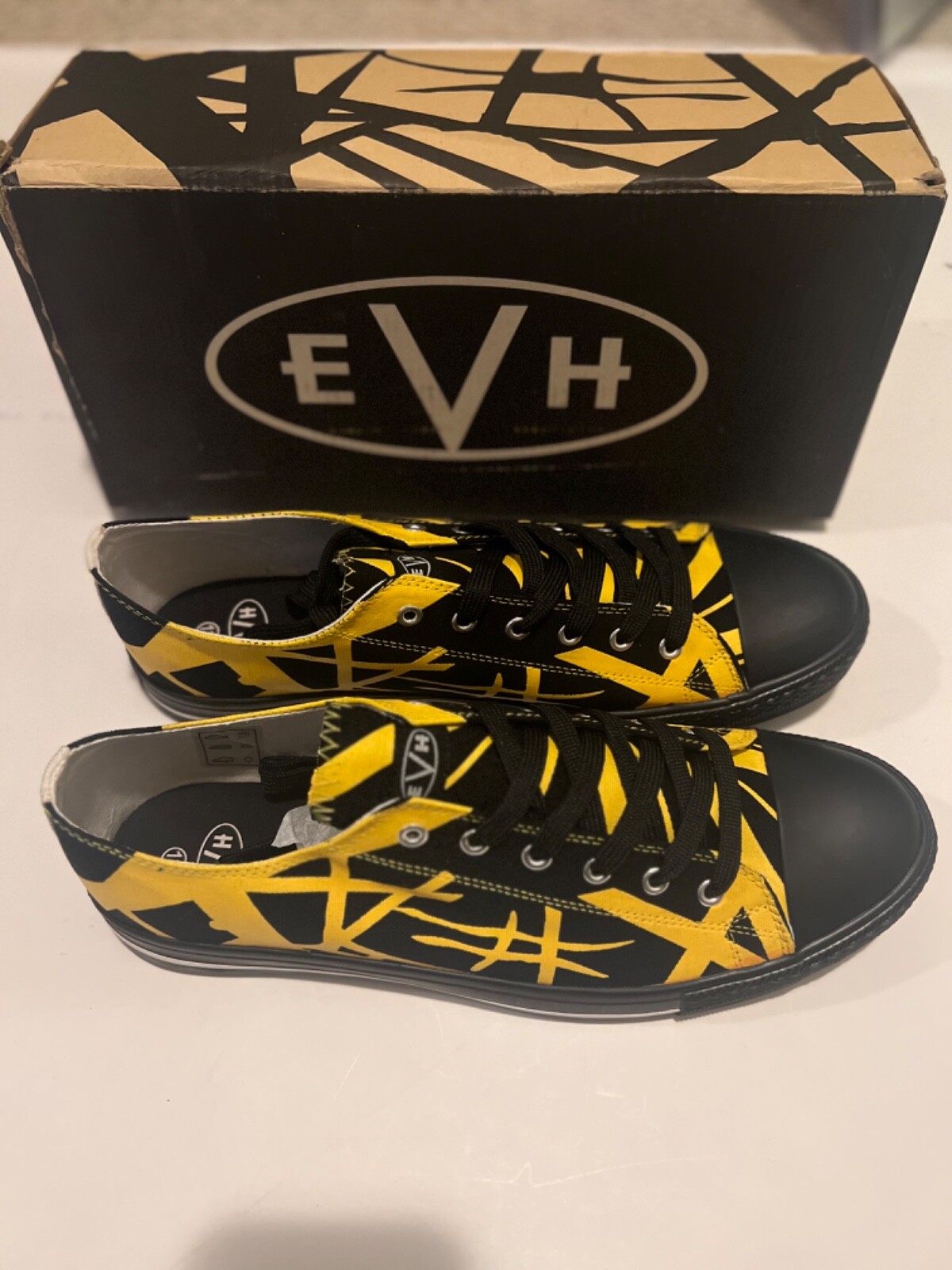 Rare NIB EV074 EDDIE VAN HALEN 5150 Low TOP YELLOW/BLACK SIZE 13 EVH ...