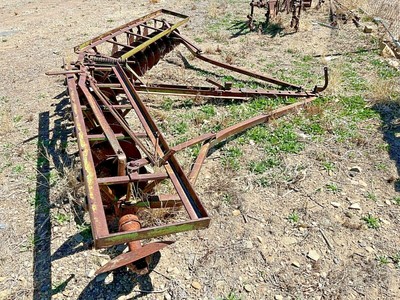 Antique & Vintage Implements - Disc