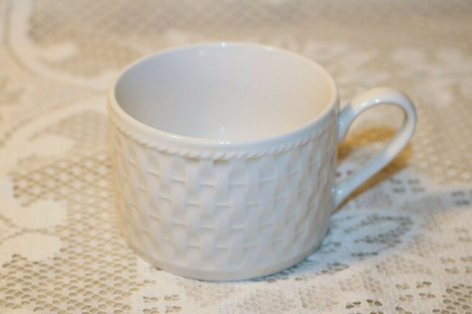 LNT Home Oneida BASKET WEAVE Wicker White China Coffee Cups & Saucers ...