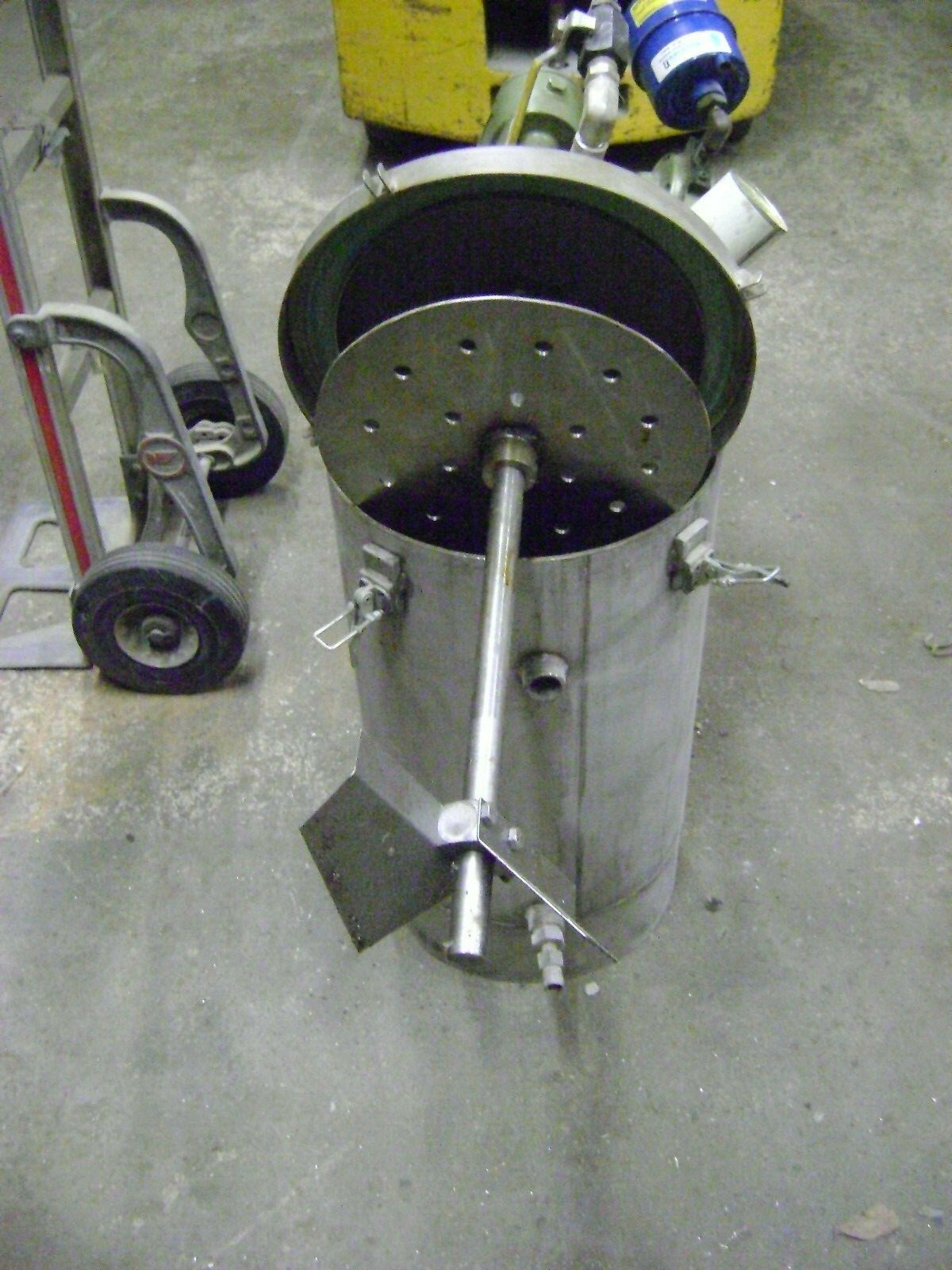 Binks Type 31-115 pneumatic drum mixer with 10 gallon tank | eBay