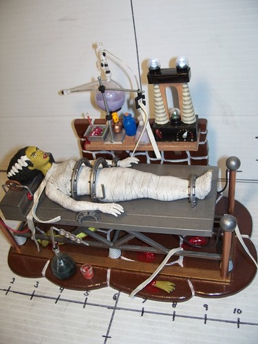 Polar Lights The Bride of Frankenstein Model Kit online kaufen | eBay