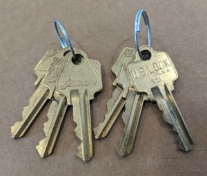 5 Pin Schlage Keyway W/ Arrow/Neutral Head Precut Keys sets of 4 keys ...