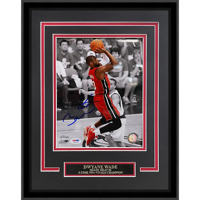 Dwyane Wade Autographed Miami Heat (Spotlight) Deluxe Framed 8x10 Photo ...