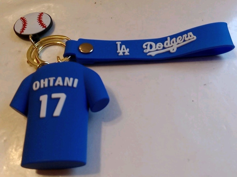 L.A DODGERS KEYCHAIN NEW SHOHEI OHTANI | eBay