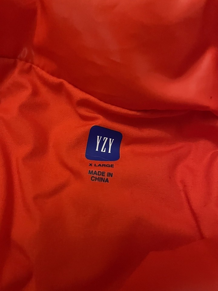 YEEZY (YZY) GAP Round (Puffer) Jacket RED BRAND NEW in Size XL | eBay