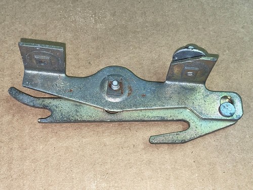 Corvette door glass window stabilizer adjuster bracket LH 84,85-87,88 ...