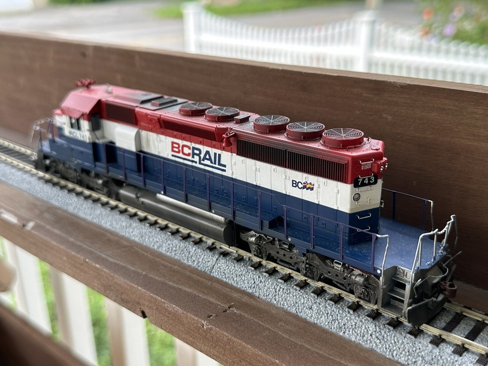 HO Custom BC Rail RCL SD40-2 743 Weathered Dummy | eBay