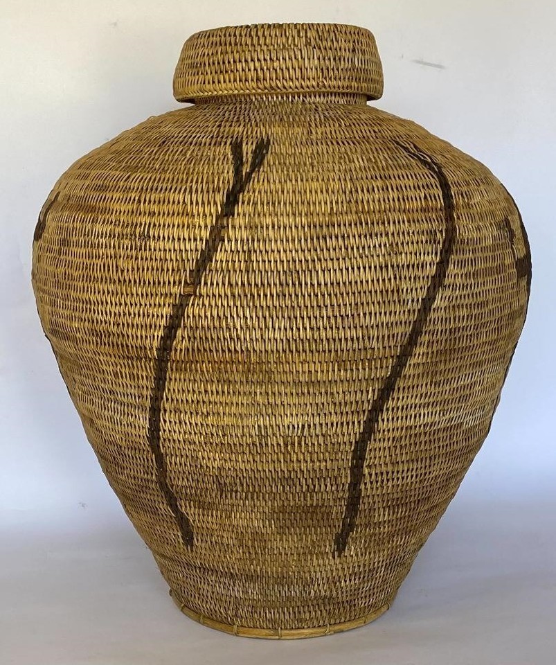 LARGE Indonesian IFUGAO Lidded Rattan RICE STORAGE BASKET with Lizards ...