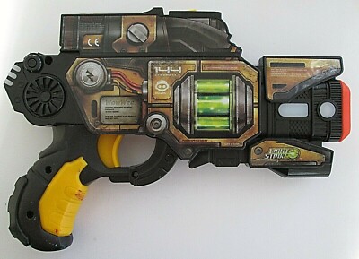 WowWee Light Strike Striker S.P.-144 Series Laser Tag Gun 2010 Tested ...