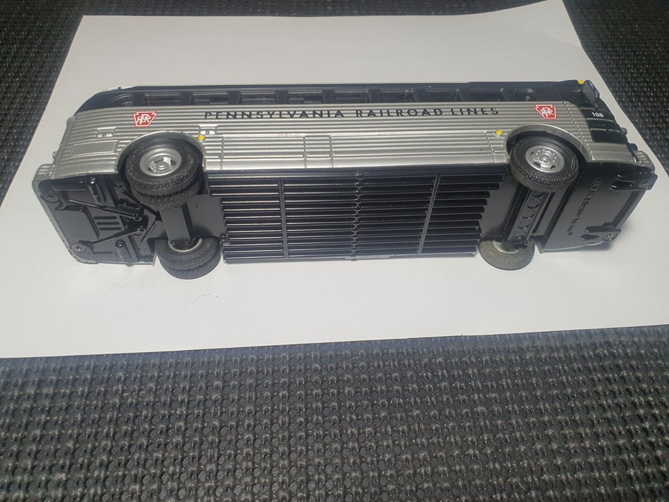 O Scale Bus Die Cast Rubber Wheeled Bus | eBay