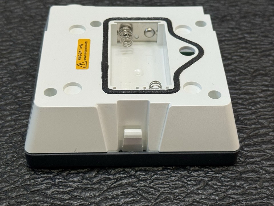 Rotronic RMS-LOG-T30-915 Data Logger No Battery Cover | eBay