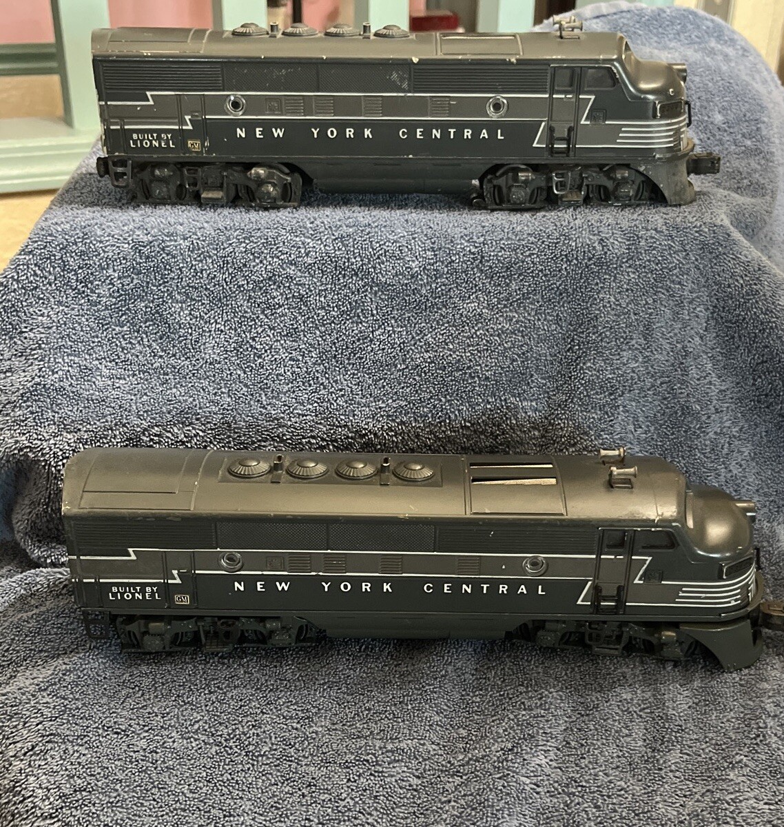 Lionel New York Central Train Set 2344’s Locomotive Post War | eBay