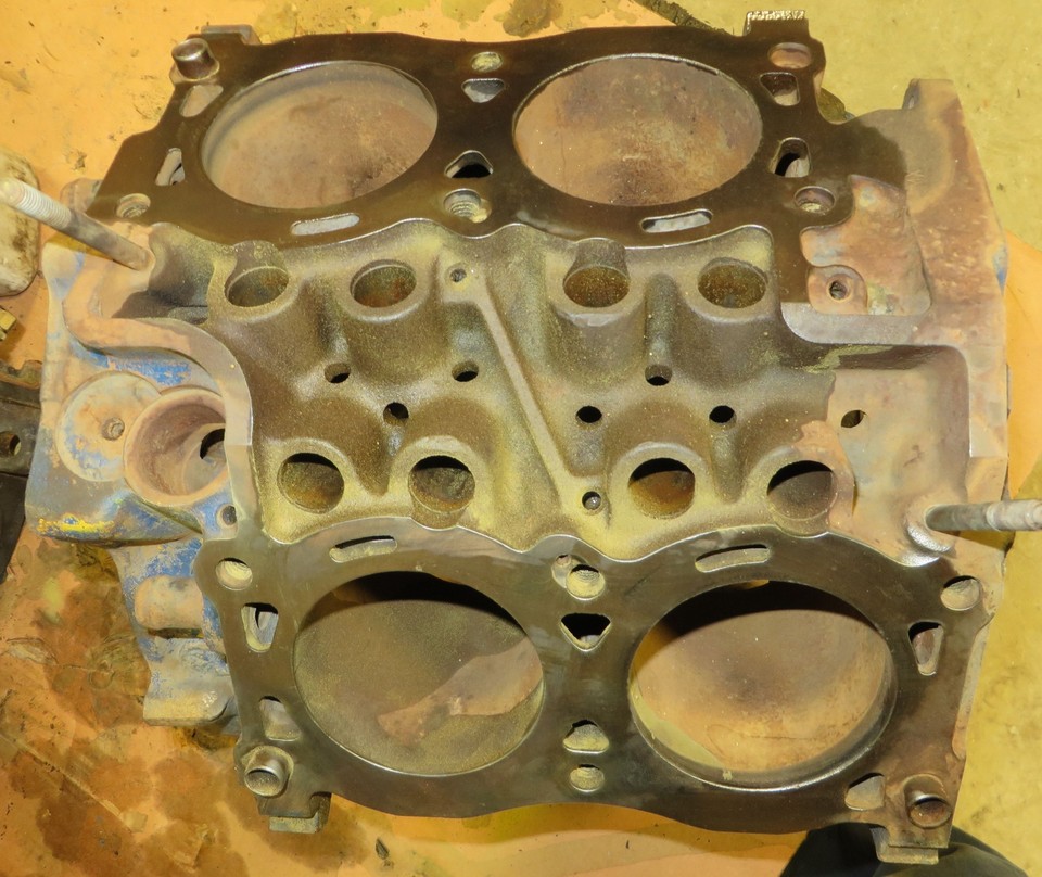 Ford / Newholland FO V4 Engine Block Used 73TM6015NA-002 Has A Ding On ...