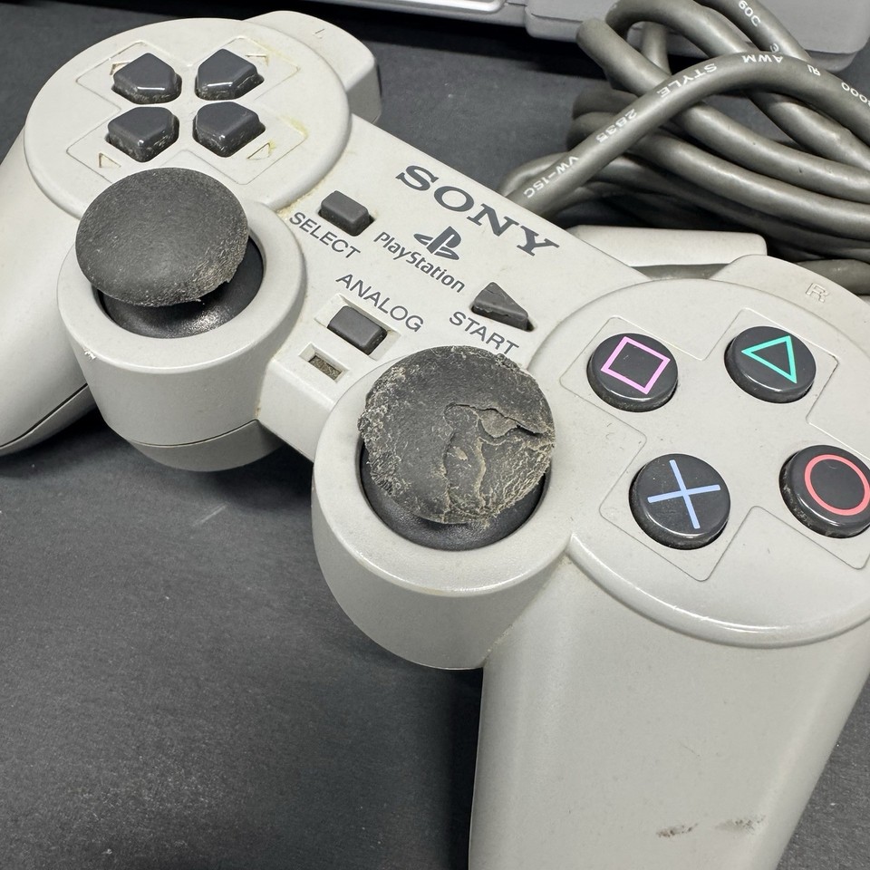 SONY PS1 SCPH-1001 GAME CONSOLE w Controller Untested TURNS GREEN WHEN ...