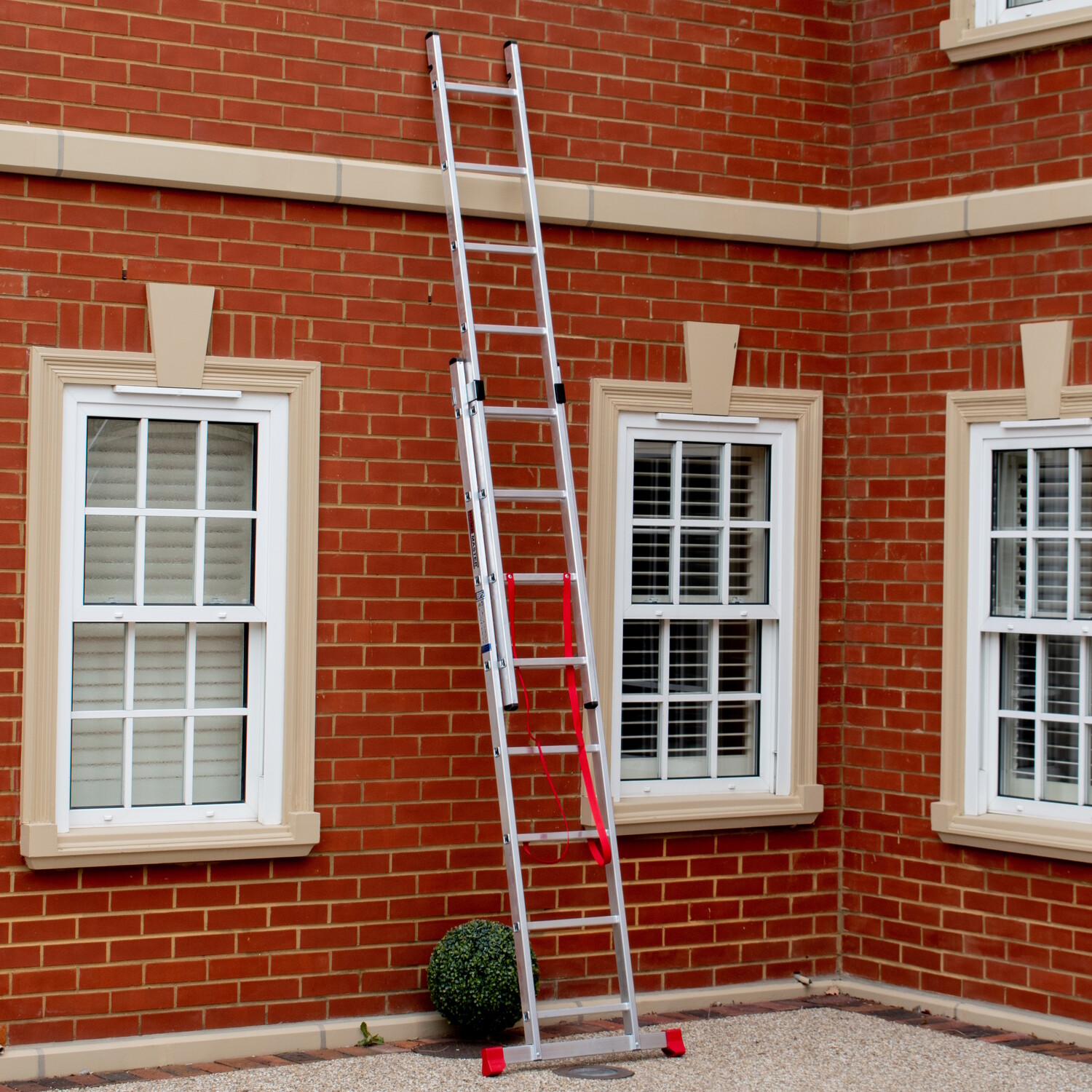 Extension Ladder - Home Master 2 Section Extension Ladders - EN131 ...