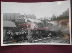 PHOTO LNER EX GNR GRESLEY 7P A1 4-6-2 LOCO 60104 SOLARIO 12/10/56 | eBay