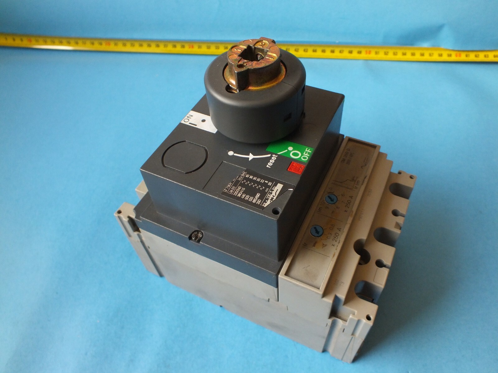 MERLIN GERIN NS 250N & TM 250D | eBay UK