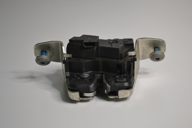 Mercedes-Benz A2047400735 for sale online | eBay