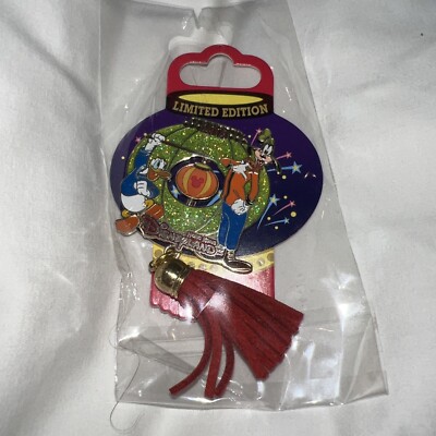 Disney Hong Kong HKDL Goofy Donald Autumn 2013 Chinese Lunar New Year ...