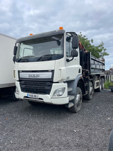 DAF TRUCKS CF 400 8X4 EURO 6 ULEZ 32TON HGV TIPPER CRANE WITH GRAB ...