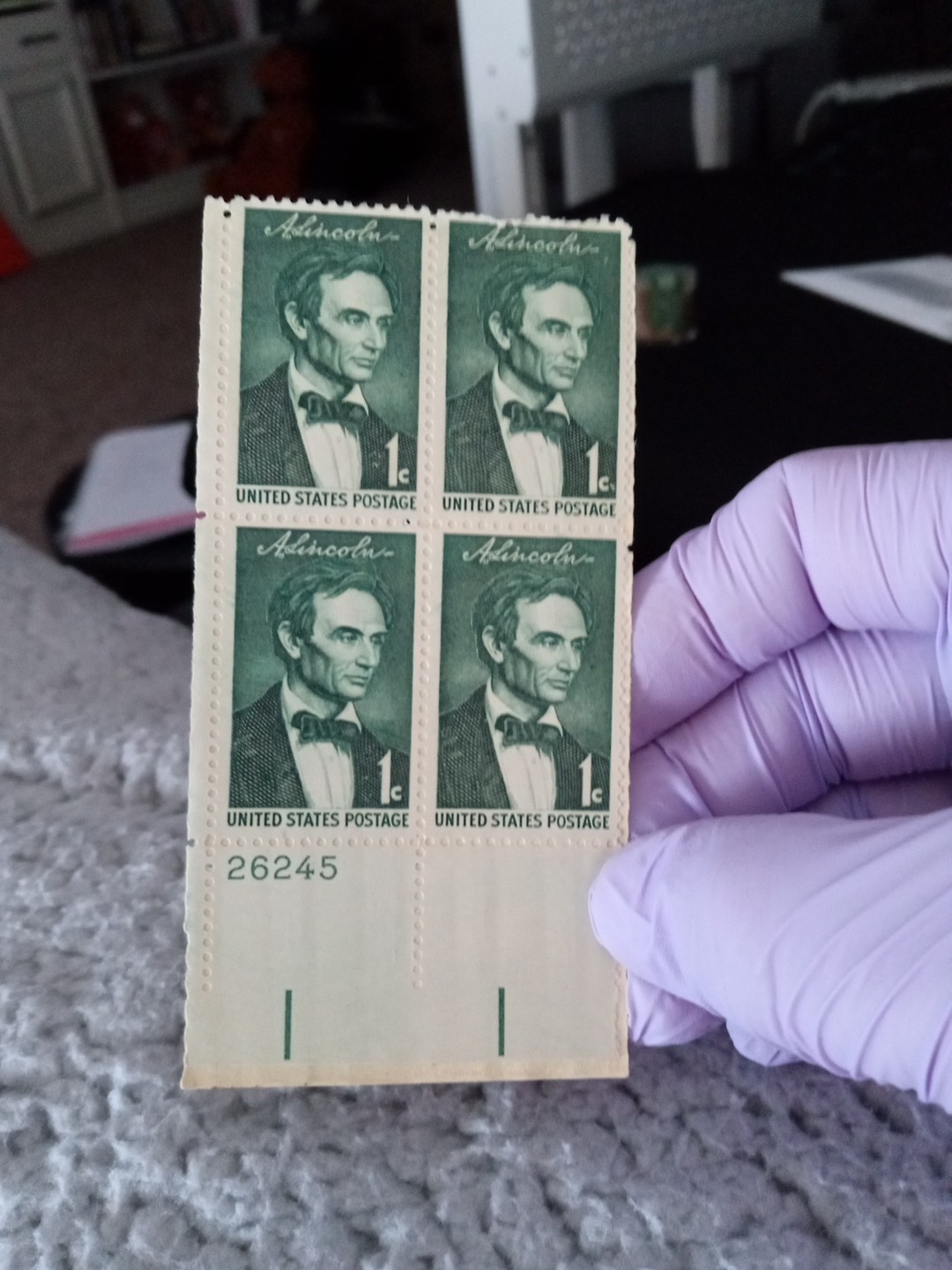 ABRAHAM LINCOLN 1 CENT STAMP GREEN UNITED STATES POSTAGE EXCELLENT ...
