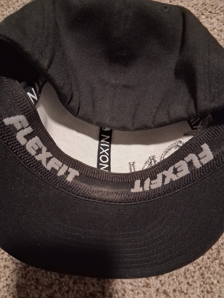 Nixon Mens Hat Flexfit Fit Black and Black logo SIZE S/M Hat Cap ...