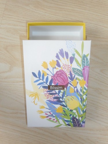 Belle Boite Cartonnée Blissim motifs fleurs | eBay