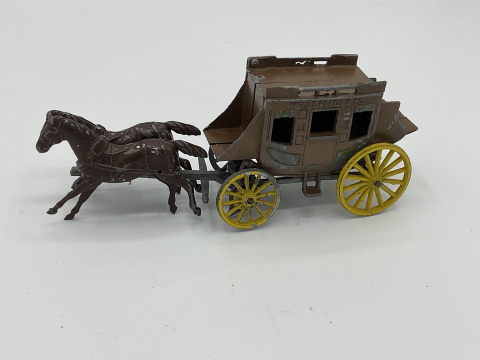 VINTAGE METAL GALLOPING HORSES STAGE COACH WELLS FARGO | eBay.de