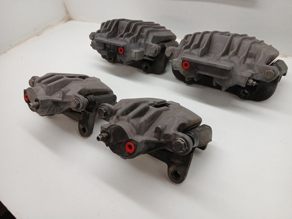 97-04 CORVETTE C5 COMPLETE SET OF 4 OE CALIPERS | eBay